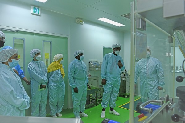Sudanese officials visit Shinpoong Pharmaceutical