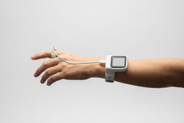 Sky Labs unveils new all-in-one wearable device