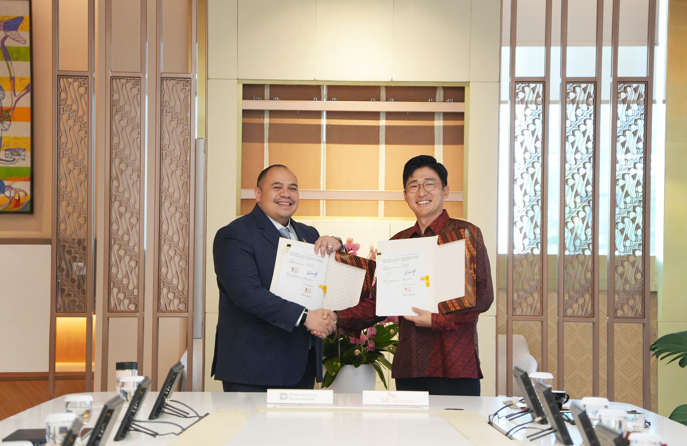SK plasma signs MOU with Indonesia’s sovereign fund to invest in plasma ...