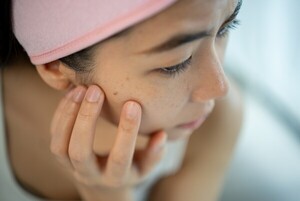 Persistent painless lump near ear or jaw may signal salivary gland cancer